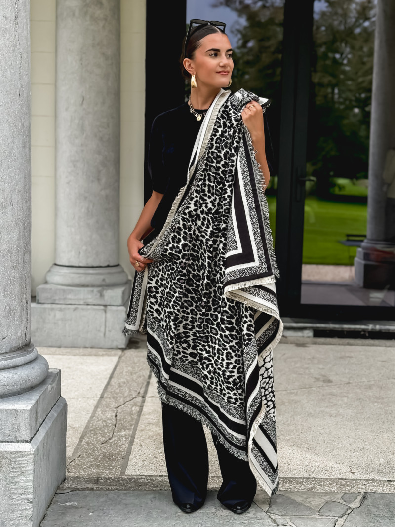 Echarpe léopard Laora - Noir/Ecru