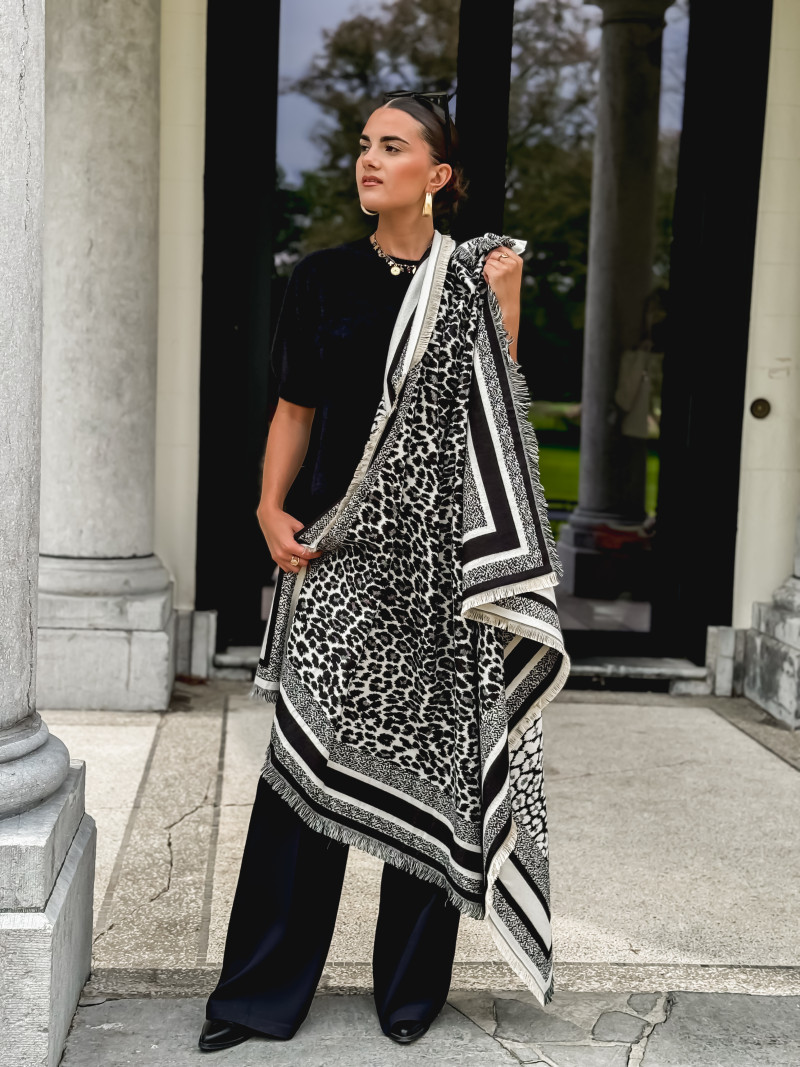 Echarpe léopard Laora - Noir/Ecru